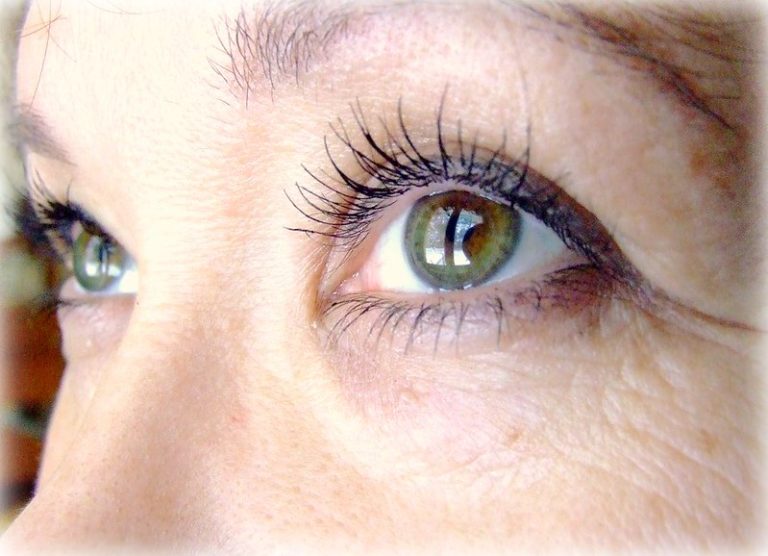Crows Feet: 5 Tips To Diminish Eye Wrinkles - Facial Exercise Central